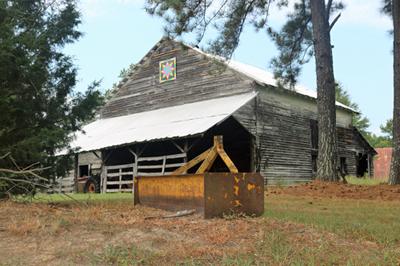 Whitfield Family Farm | Appalachian Quilt Trail